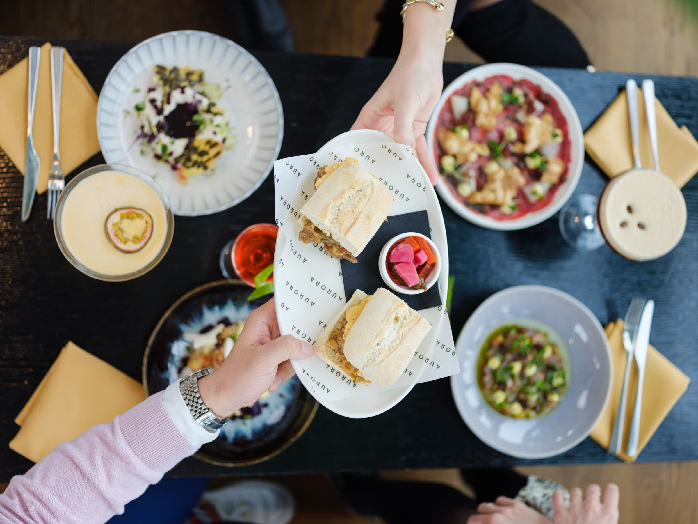 Andaz Food+drinks Aurora Bar 3252