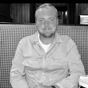 Contact | Stuart Wark