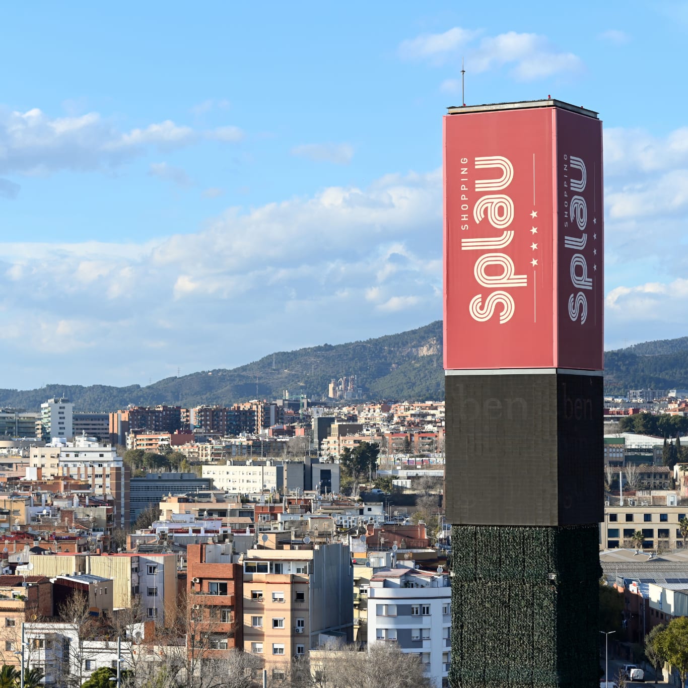 parking splau centro comercial gratis moto coche eléctrico gratuito