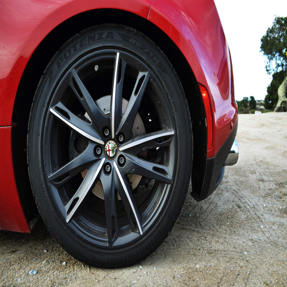 Alfa Romeo 4C 2015-2018 18" OEM Machined Wheel Rim - Wheels America