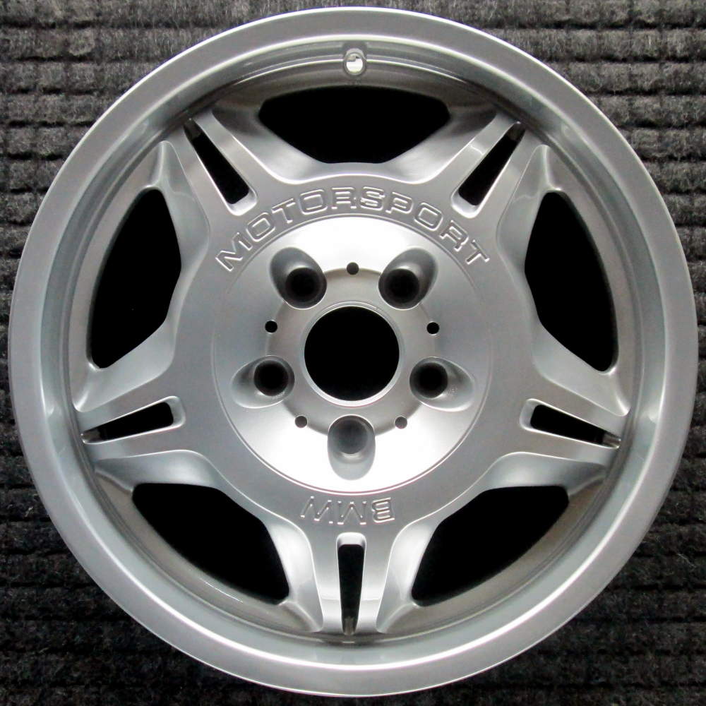 BMW Z3 1996-2002 17" Rear OEM Wheel - Wheels America
