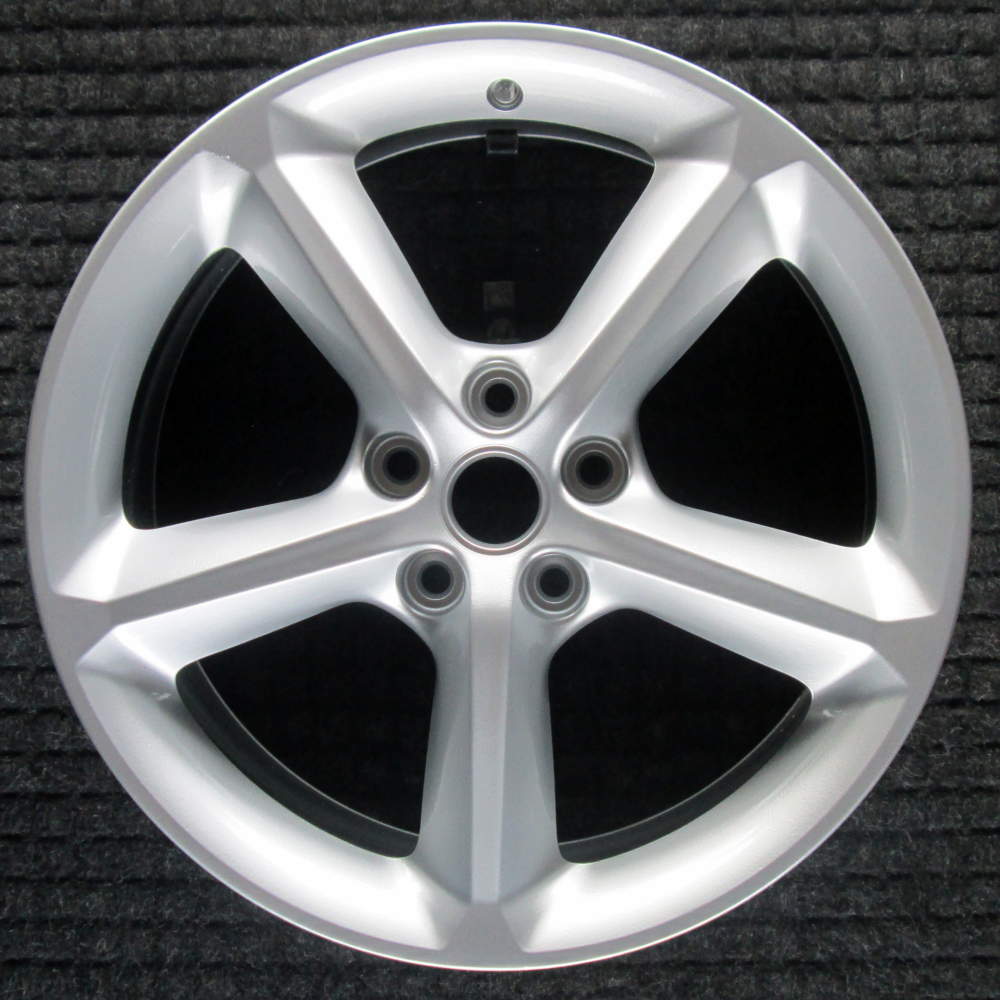 Saturn Sky 2009-2010 18" OEM Wheel Hyper Silver - Wheels America
