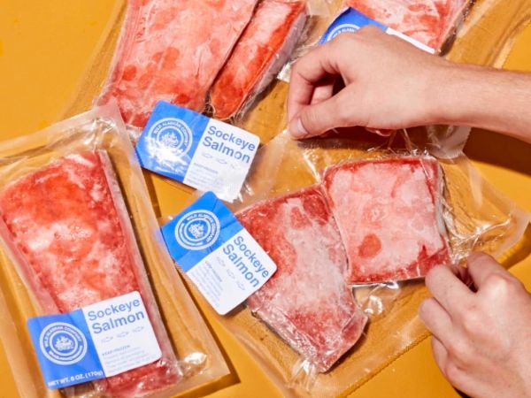 How to Store Frozen Seafood and Handle Dry Ice | Wild Alaskan Company