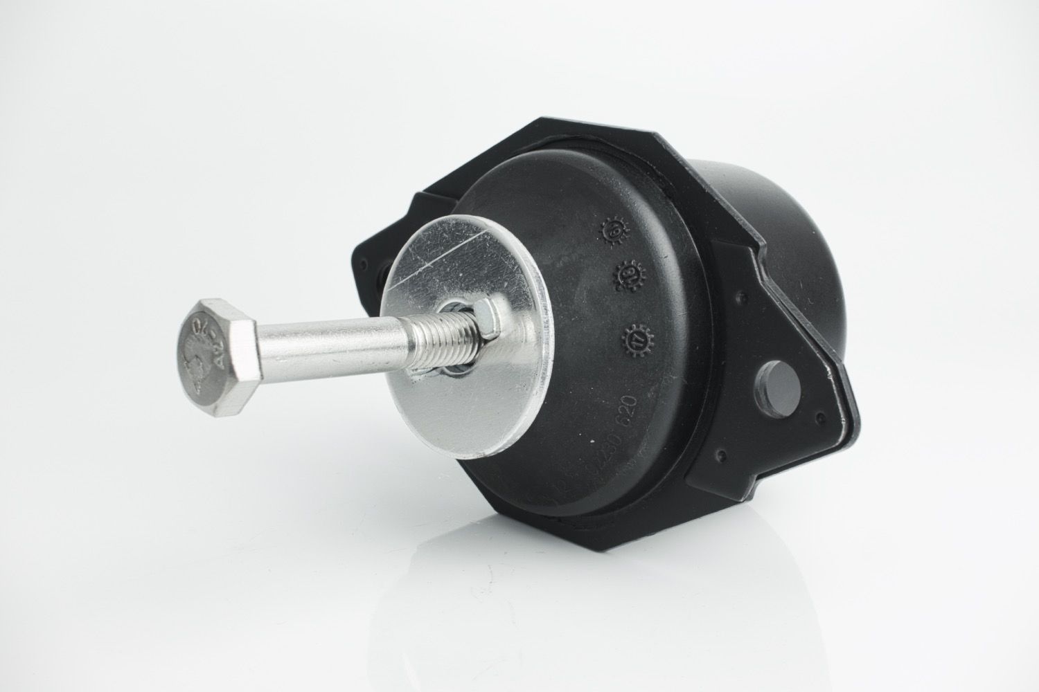 Wins International - Engine Mount