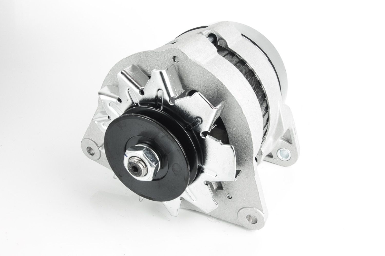 Wins International - ACR Type Alternator - Genuine Lucas - Quality Re ...