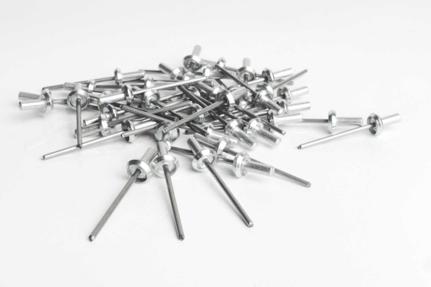 Wins International - Side Moulding Rivet Clip (Set 42)