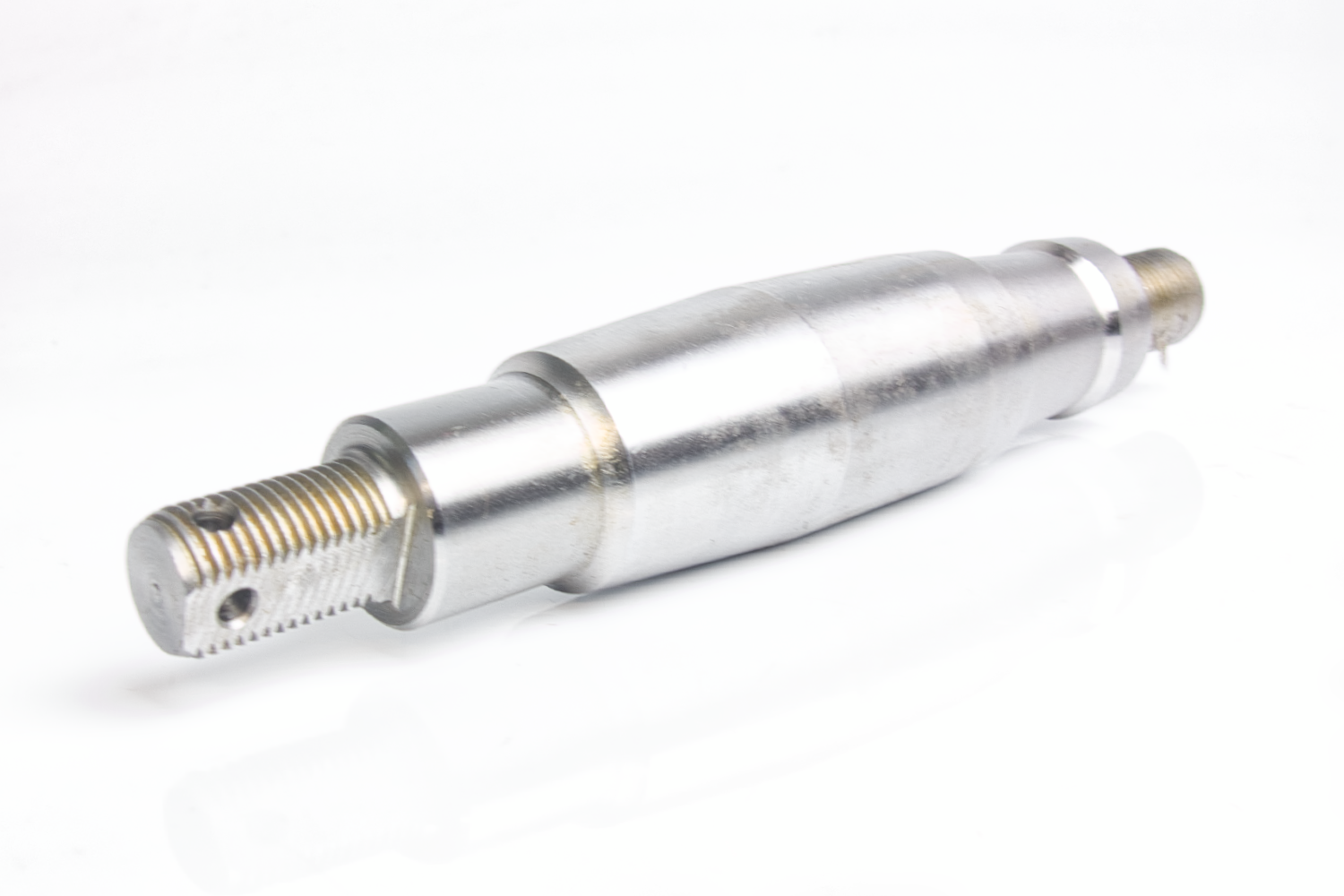 Wins International - Front Stub Axle (New)