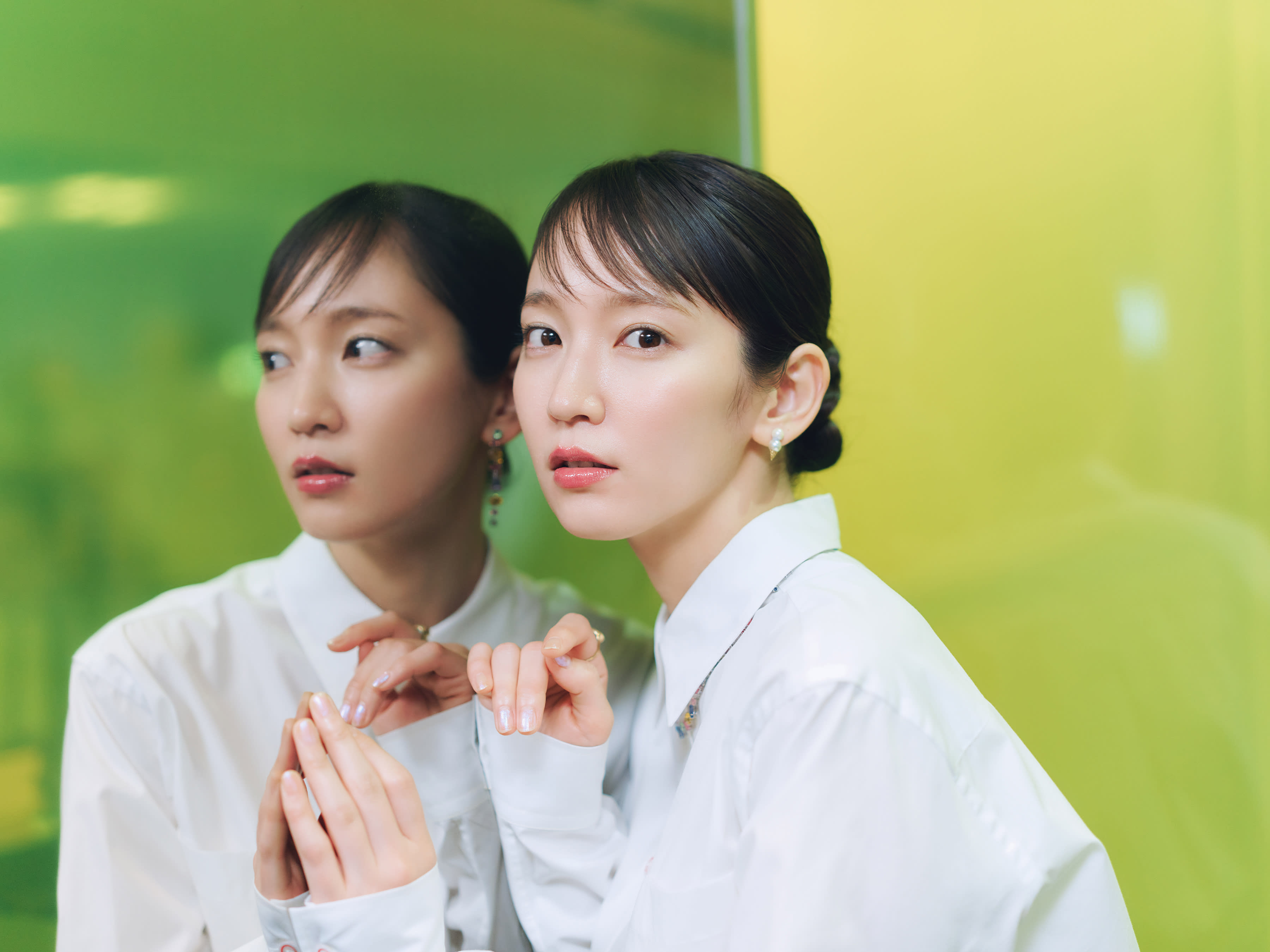 吉岡里帆 ムチムチ チャイナドレス いいべ [993451824]