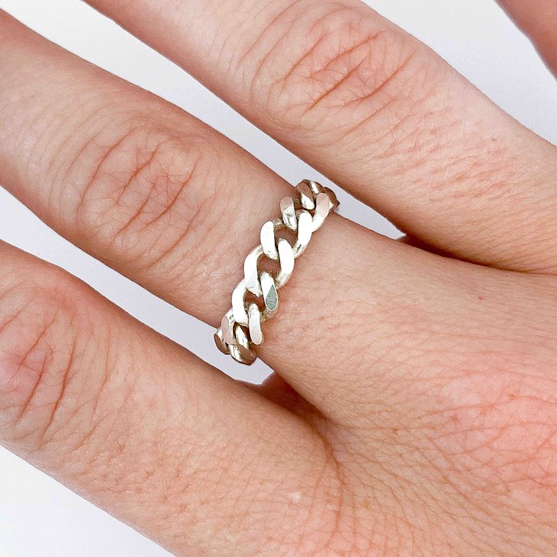 Curb Chain Ring - Small | Sterling Silver | Karen Kriegel | Wolf & Badger