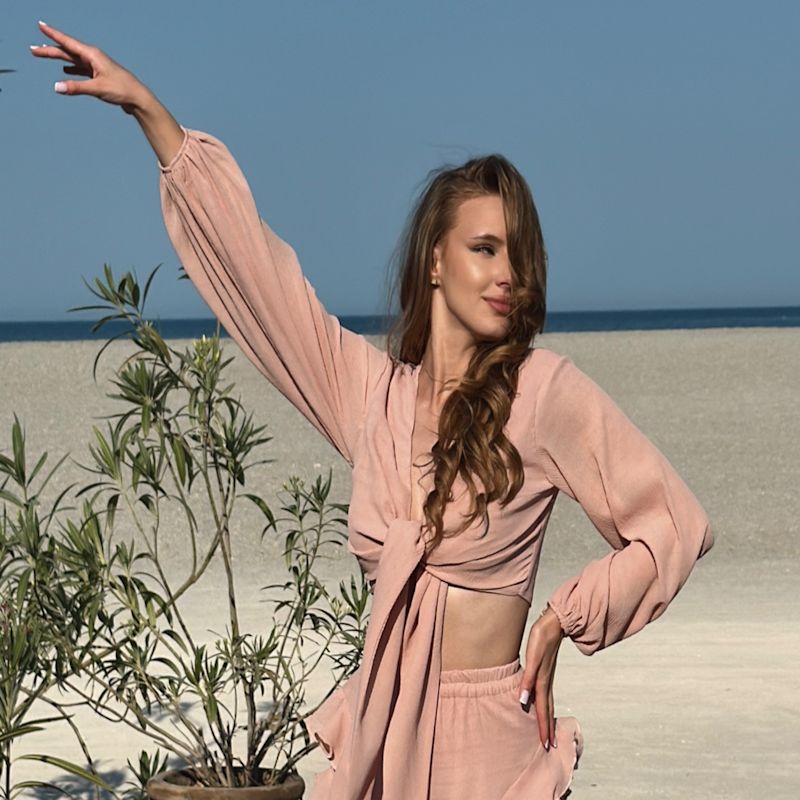 Dusty Rose Ruffle Two-Piece Set With Balloon Sleeves | BLUZAT | Wolf ...