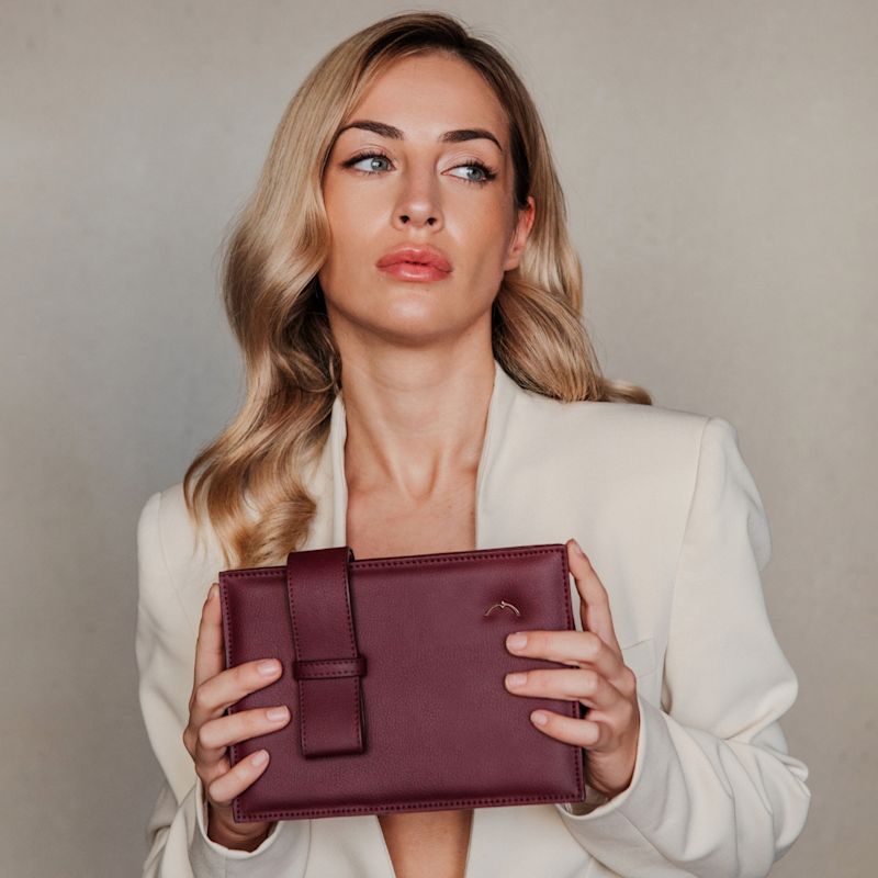 Handbag Elara Nebula - Grape Leather - Burgundy / Aubergine | Qosmic ...