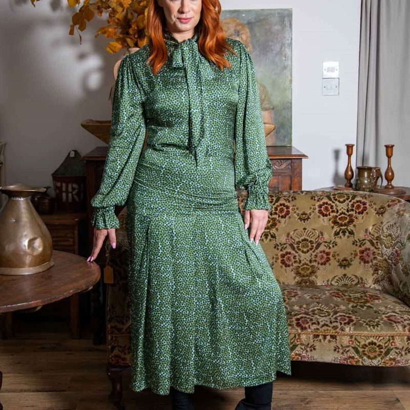 Elizabeth Green Flowers Print Dress | NUMBAT | Wolf & Badger