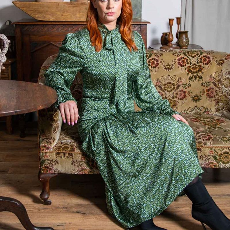 Elizabeth Green Flowers Print Dress | NUMBAT | Wolf & Badger