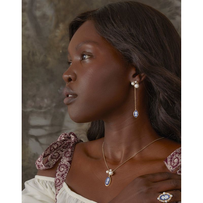 Lilith Gold-Plated Blue Cameo And Pearl Necklace | Vintouch Italy ...