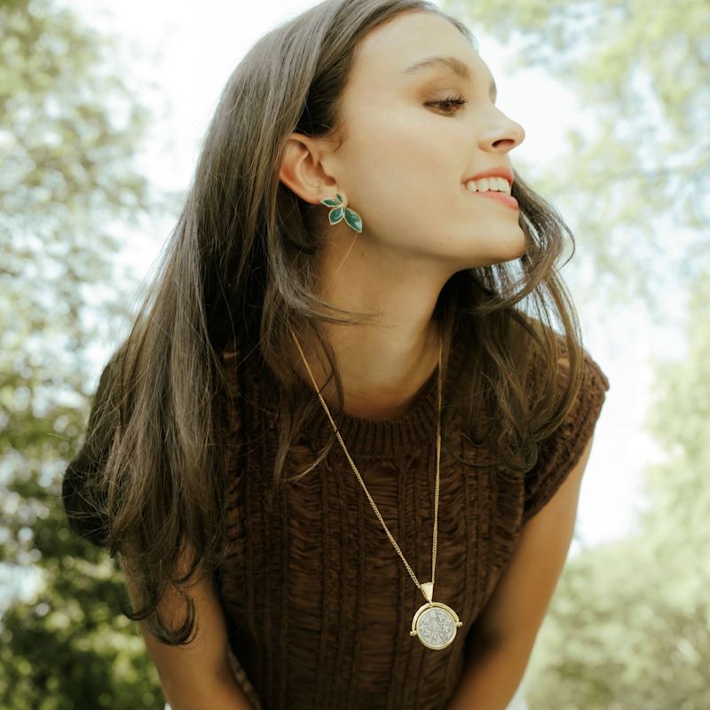 Isil Necklace | rōz | Wolf & Badger