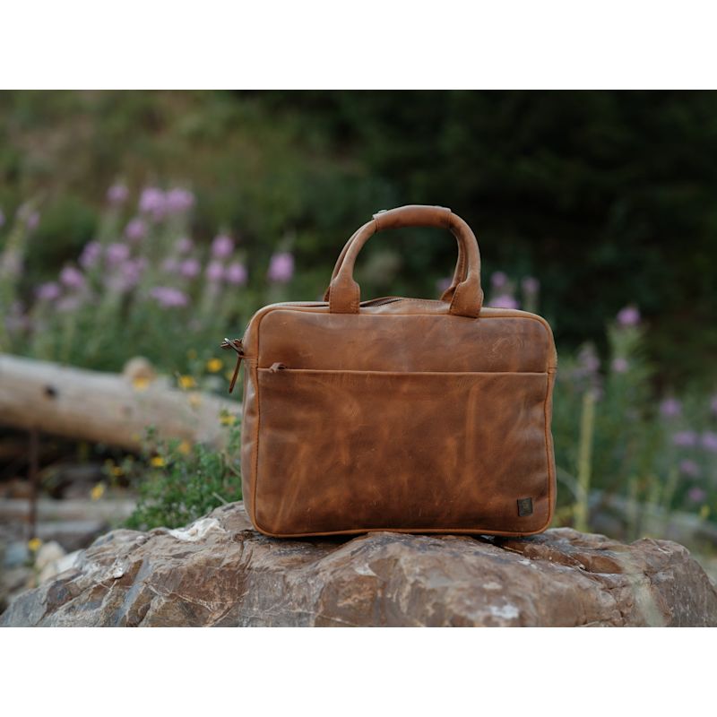 Leather Pilot Bag | RŌMFRĒ | Wolf & Badger