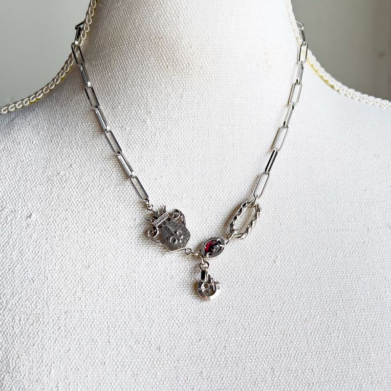 Rebel Rebel Chain Necklace With Garnet | Gem Kingdom | Wolf & Badger