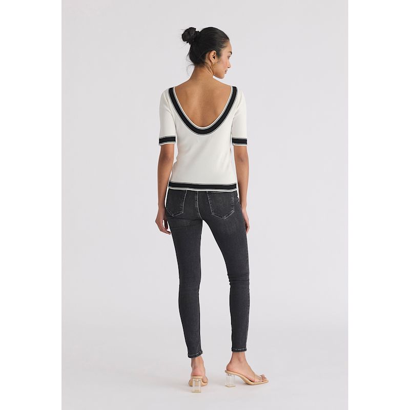 Scoop Back Top In White & Black | PAISIE | Wolf & Badger