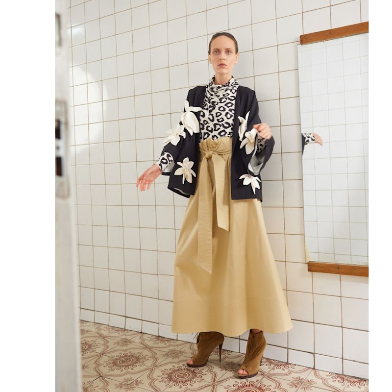 Silk-Lined Wrap Jacket With Dropped Sleeves Black | Julia Allert | Wolf ...