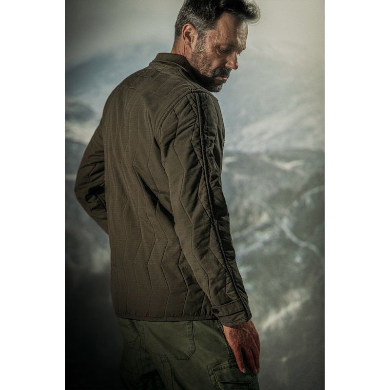 &Sons Flak Quilted Jacket Green | &SONS Trading Co | Wolf & Badger