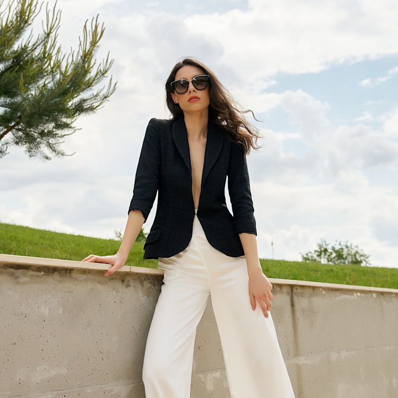 Structured Boucle Blazer - Black | AVENUE No.29 | Wolf & Badger