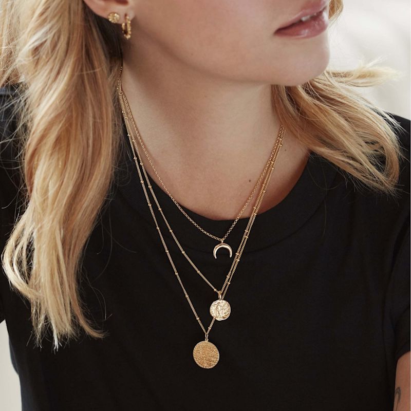 Venus Coin Necklace Gold | Muru | Wolf & Badger