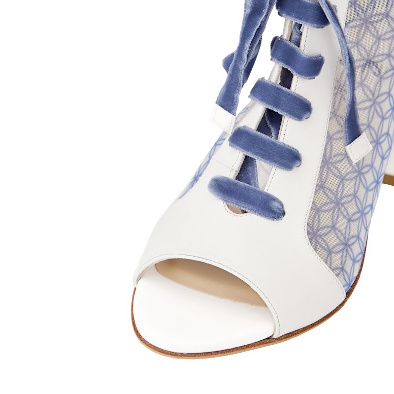 Vespro Velato Boots in Blue Cielo | moon d'elle | Wolf & Badger