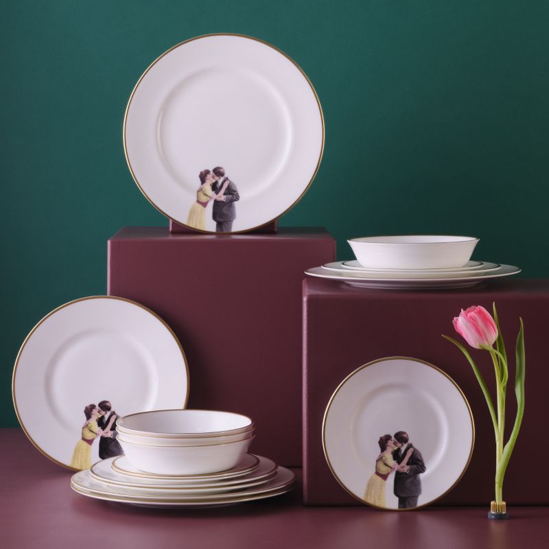 Kissing Couple Lunch Plate | Melody Rose London | Wolf & Badger