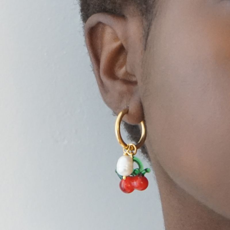 Pearl Hoop Earrings Cherry | Smilla Brav | Wolf & Badger