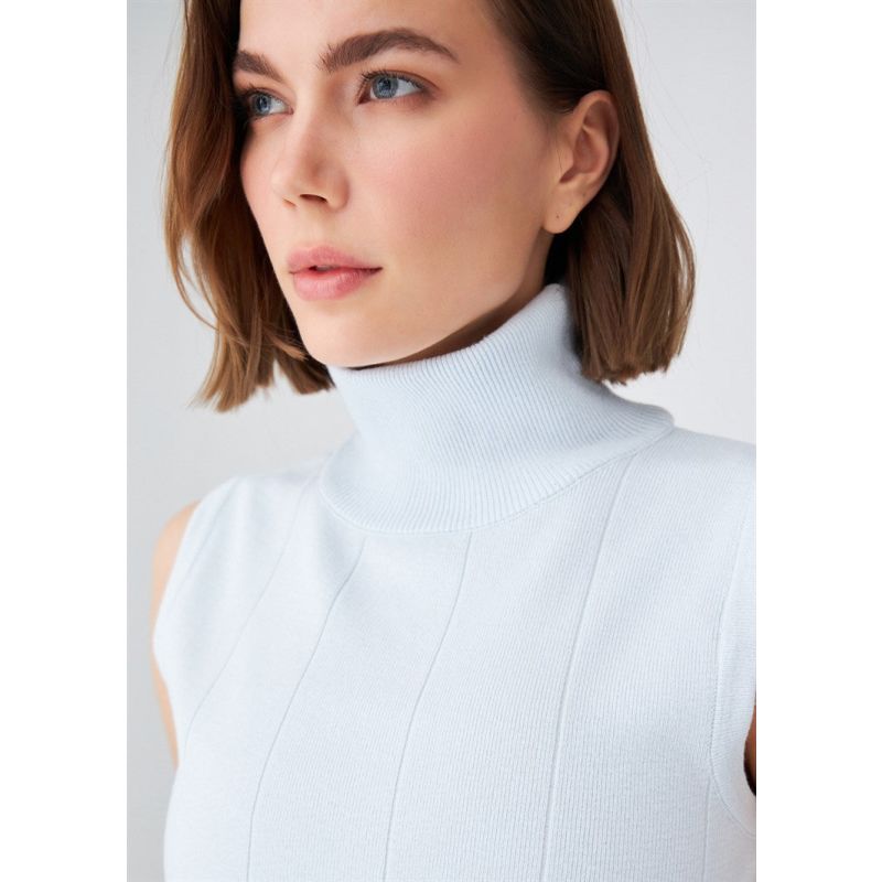 Slim Fit Sleeveless Turtle-Neck Blouse - Light Blue | Peraluna | Wolf ...