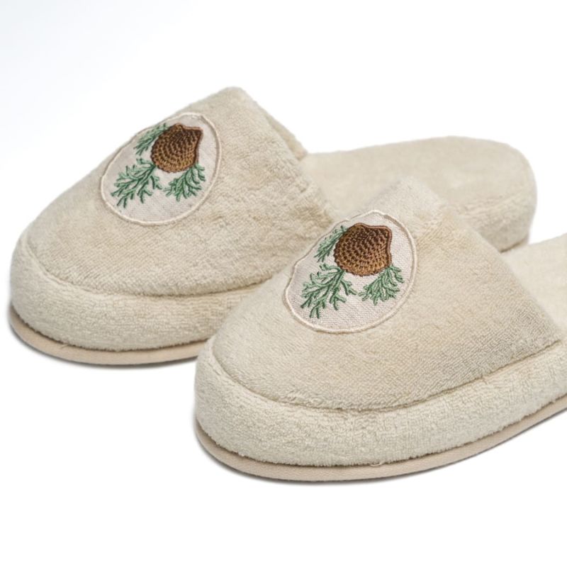Seashell Embroidery Cotton Bath Slippers | KM Home Collection | Wolf ...