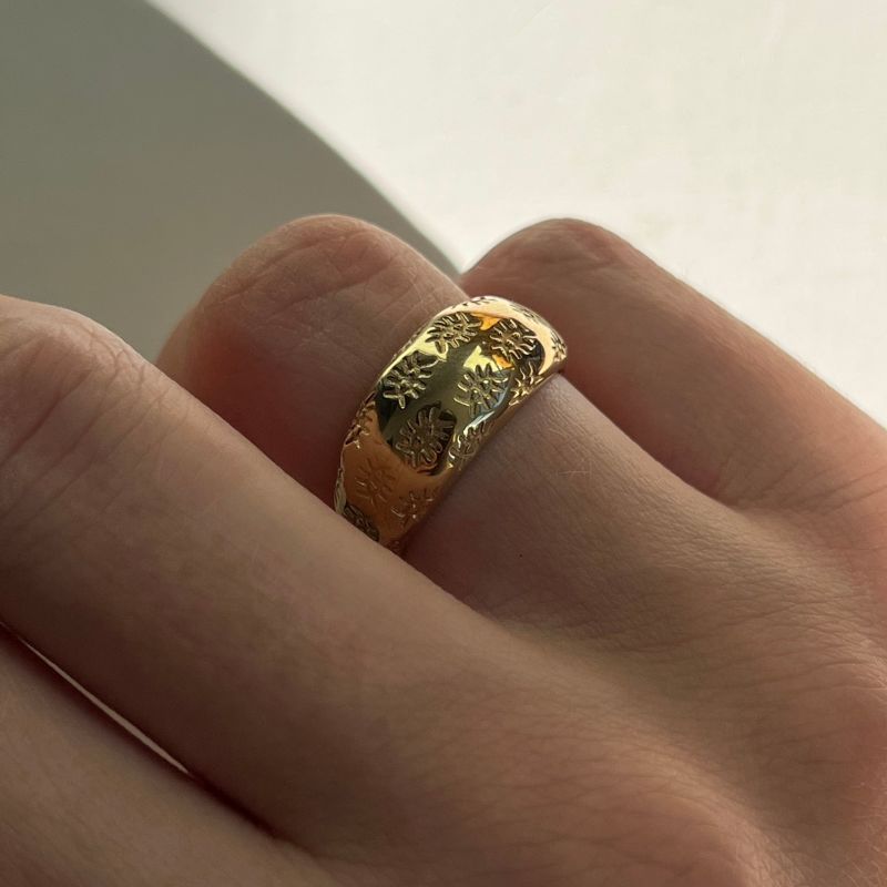 Sofia Eye Ring | sccollection | Wolf & Badger