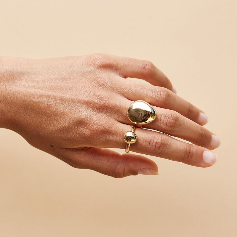 Galina Ring Medium Gold | BIKO | Wolf & Badger