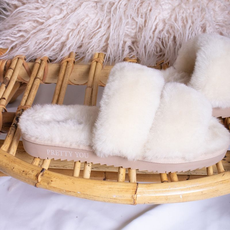 Sheepskin Slider Slipper Jinx In Natural | Pretty You | Wolf & Badger