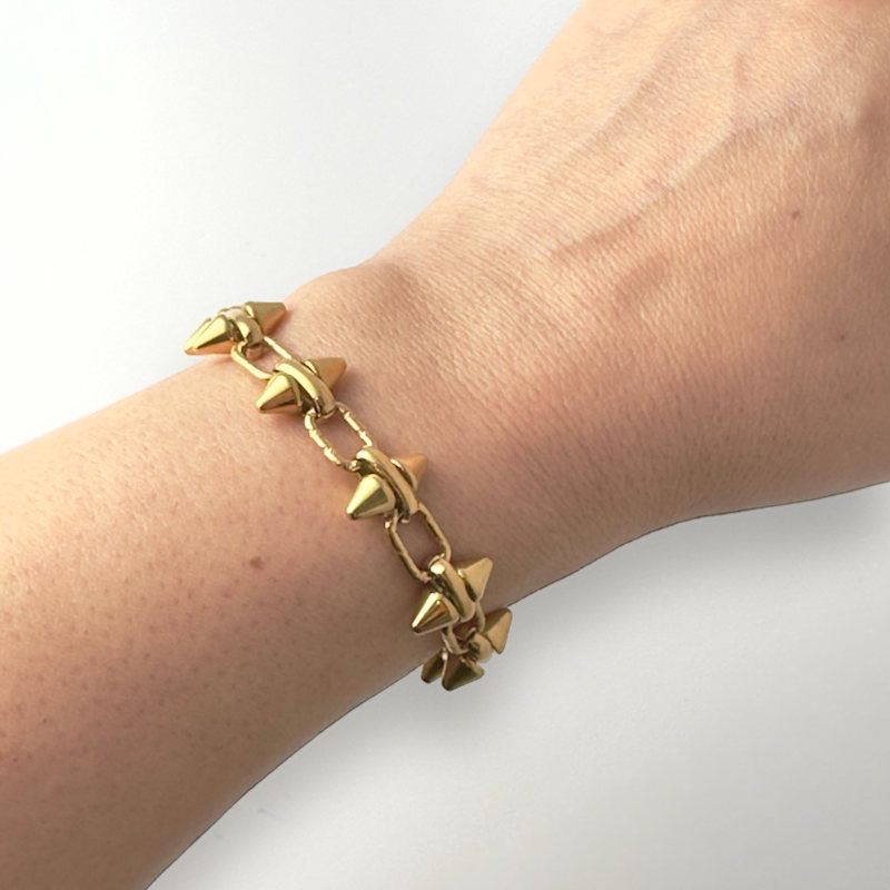 Barbie Chain Bracelet Yellow Gold | Jagged Halo Jewelry | Wolf & Badger