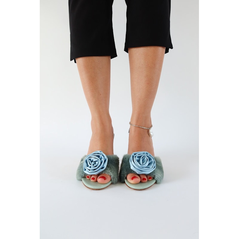 Birdie Faux Fur Heel | maile | Wolf & Badger