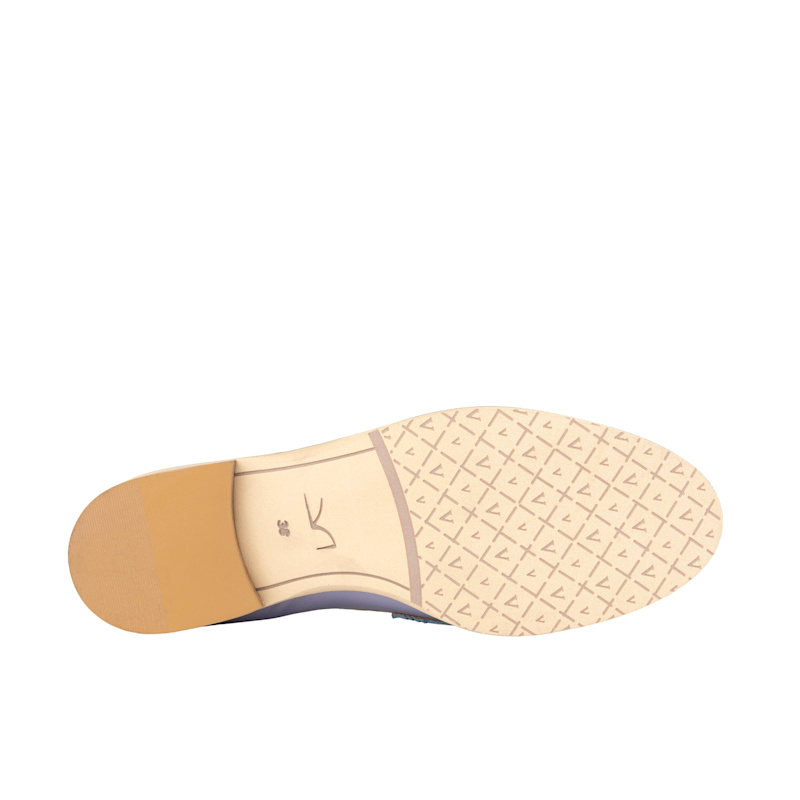 Kay - Blue & White Pastel | Embassy London USA | Wolf & Badger