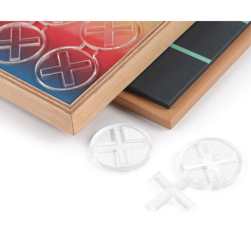 Tic Tac Toe Prisma Game | Taamaa | Wolf & Badger