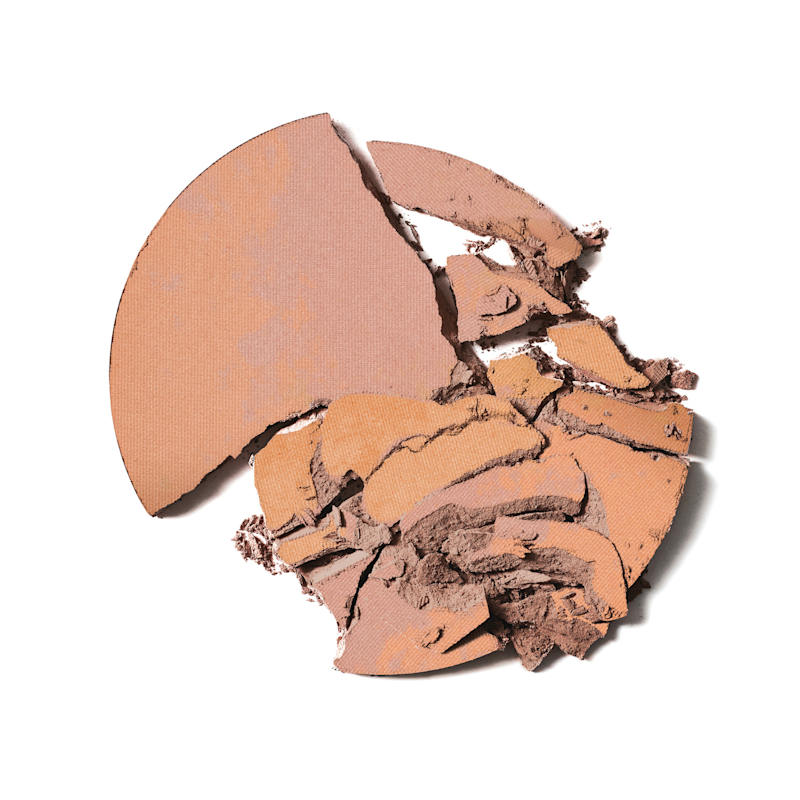 Pure Light Illuminating Powder - Aura | delilah | Wolf & Badger