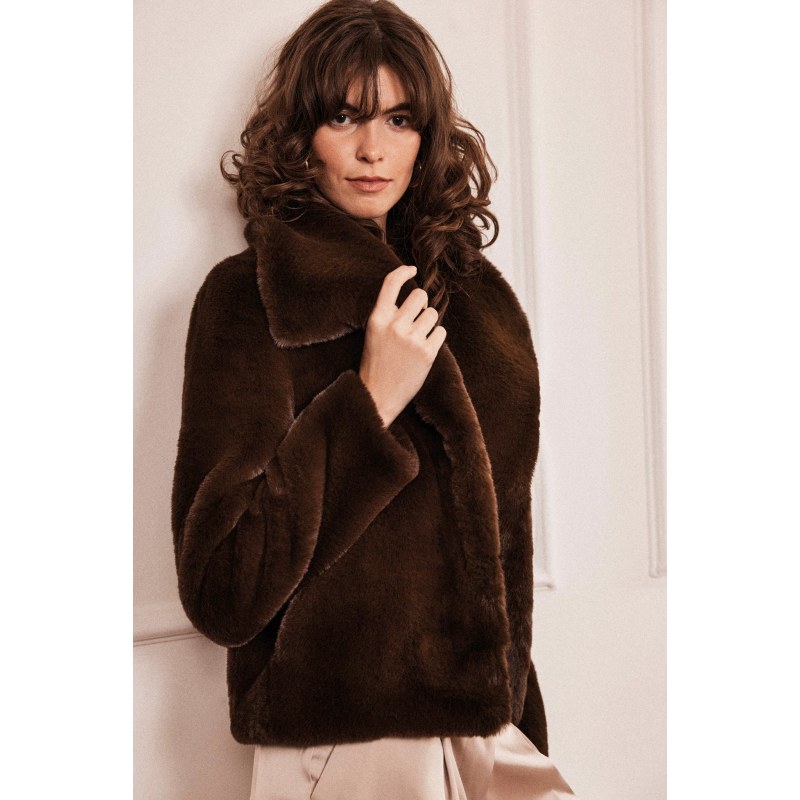 Gemma Jacket Vegan Luxe Pile Faux Fur Brown | ISSY LONDON | Wolf & Badger