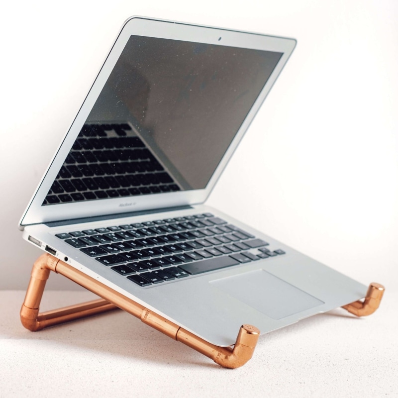 Handcrafted Copper Laptop Stand With Ergonomic Design – Premium ...