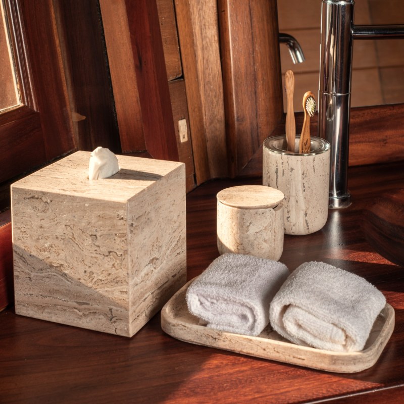 Less Is More Tissue Box Marble - Green Onyx | And Jacob | Wolf & Badger