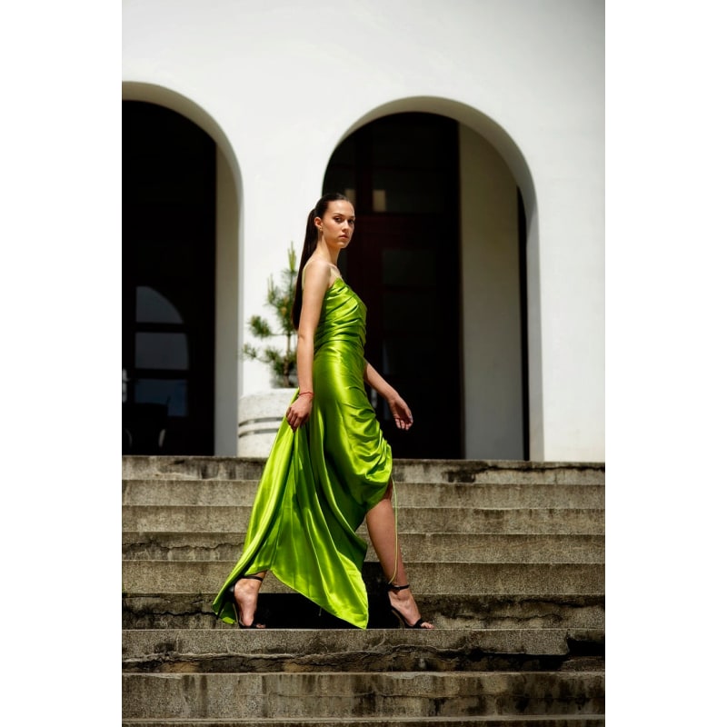 Silk Ruched Bungee Dress - Green | Formula S7 | Wolf & Badger