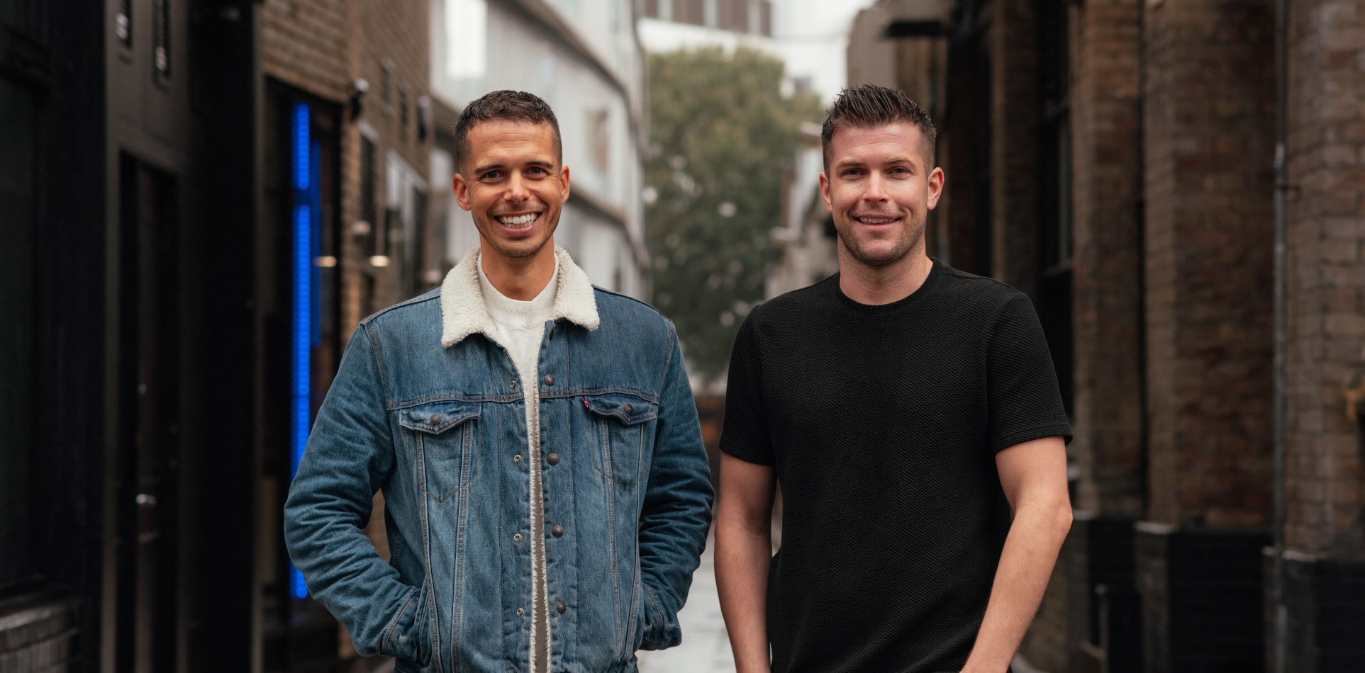 The Sun Deck - Walnut | Holme & Hadfield | Wolf & Badger