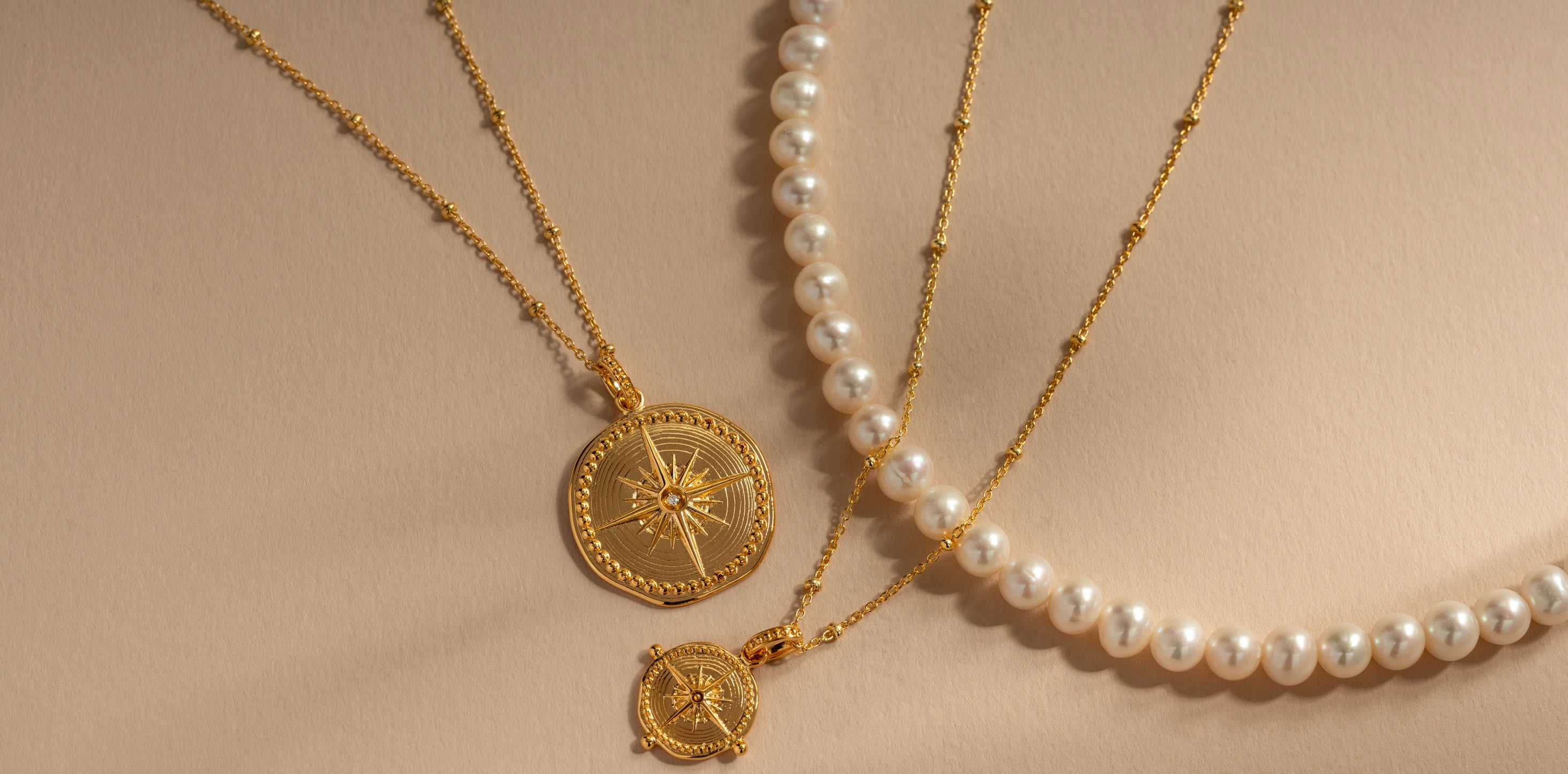 Alphabet Tree Decorations V Silver | Dower & Hall | Wolf & Badger