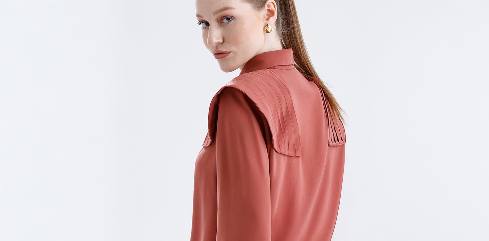 V-Neck Knot Detail White Blouse | Maan Istanbul | Wolf & Badger