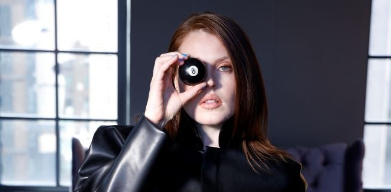 Circular Path X Amanda Murray - Reversible Cut Out Corset Belt Black - Red -Yellow | CIRCULAR ...