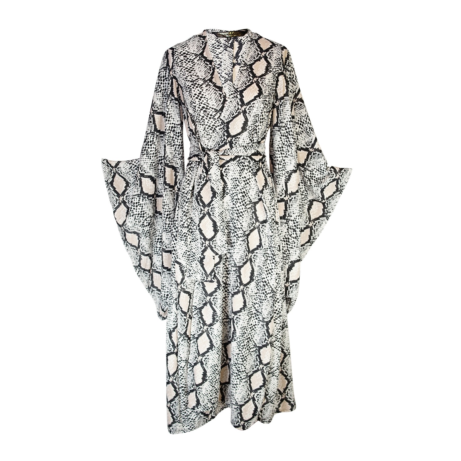 Snow Viper Kimono | Jennafer Grace | Wolf & Badger