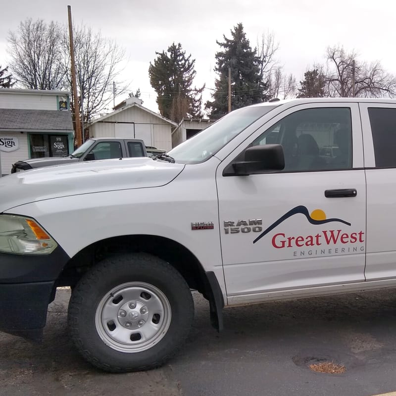 Car & Truck Vinyl - Car Signs | Woodland Manufacturing