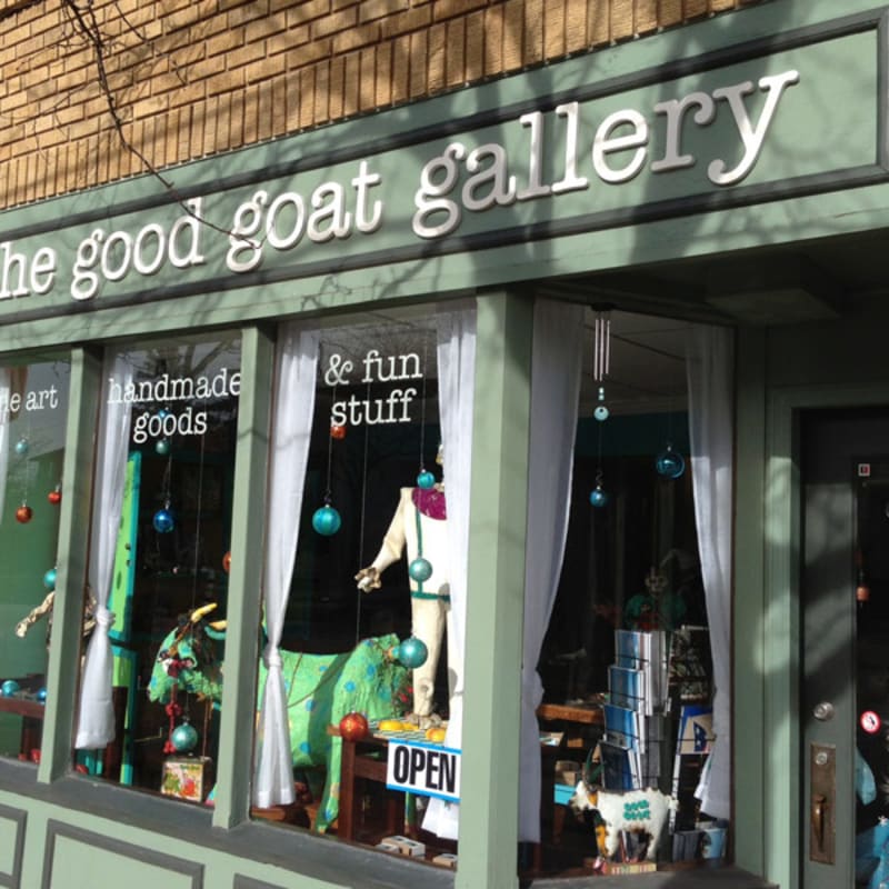 Retail Sign - Store Sign | Woodlandmanufacturing.com